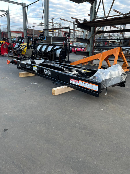 SwapHogg10_Roll-OffFrame_2_600x600.jpg?v=1708692987