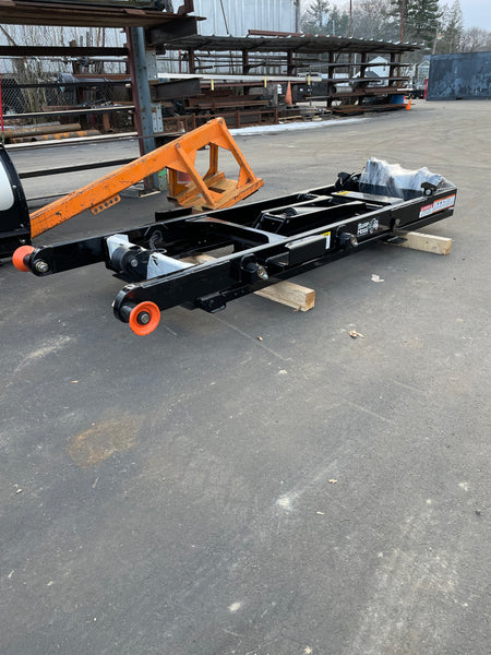 SwapHogg10_Roll-OffFrame_3_600x600.jpg?v=1708692986